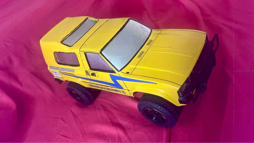1982 vintage Nikko RC Toyota HILUX pickup (non functional), Hobbies ...