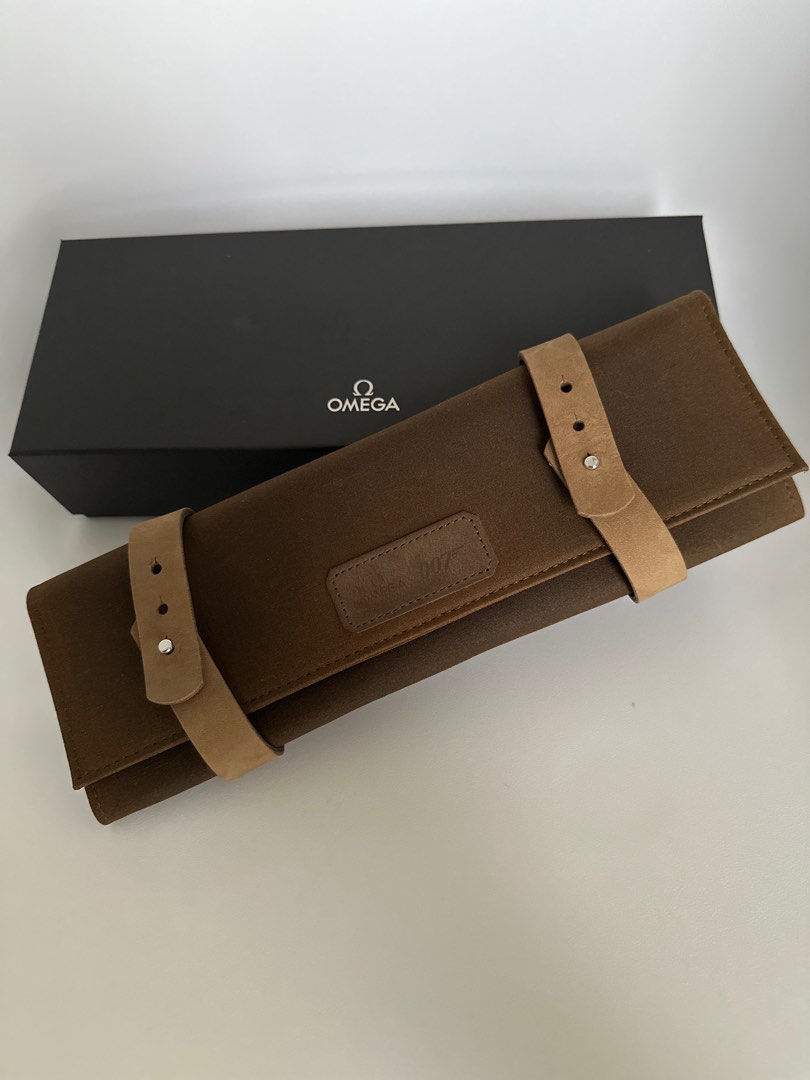 Omega 007 James Bond Watch Travel Case, Men's Fashion, Watches ...