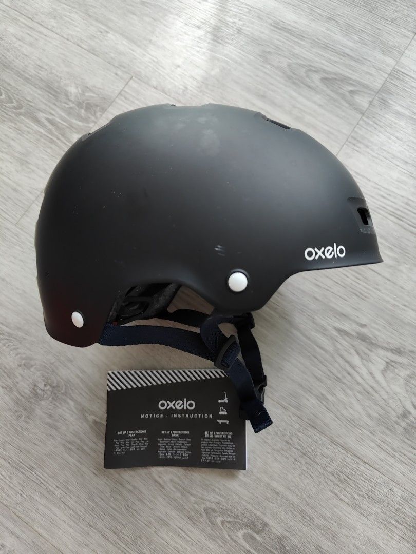Oxelo 14L Black Helmet, Sports Equipment, Bicycles & Parts, Parts ...