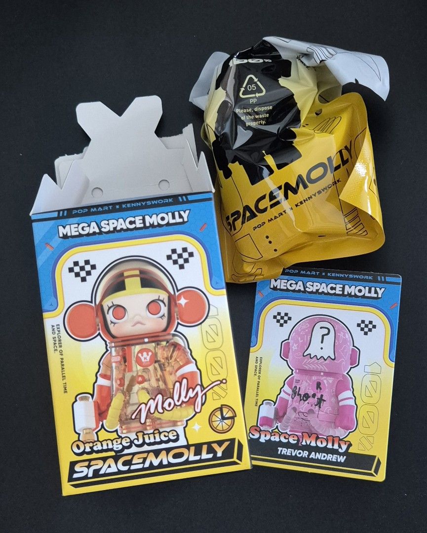 POP MART Space Molly Orange Juice - Trevor, Hobbies & Toys, Toys ...