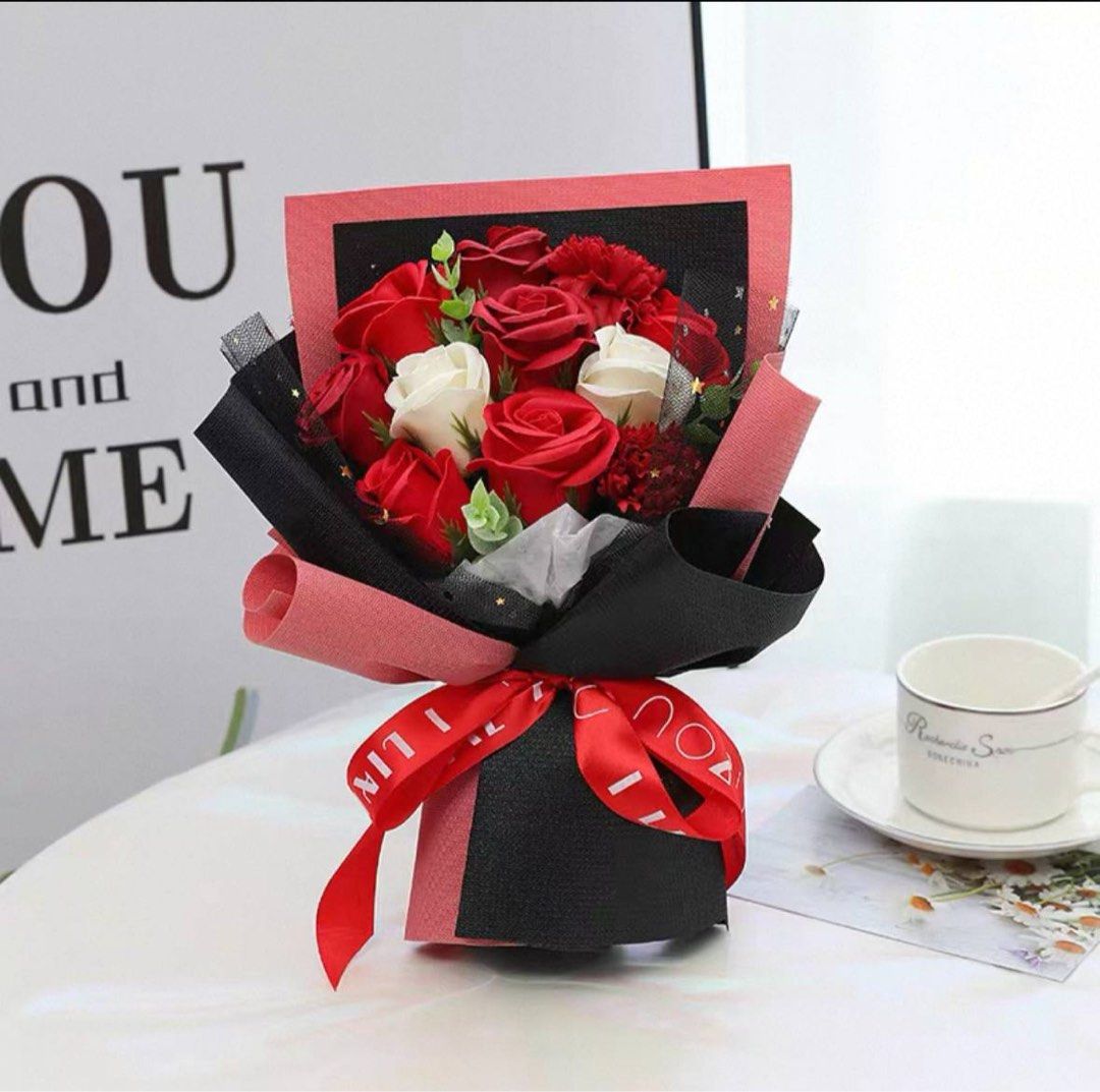 Red and White Rose Soap Flower Bouquet, Hobbies & Toys, Flowers ...