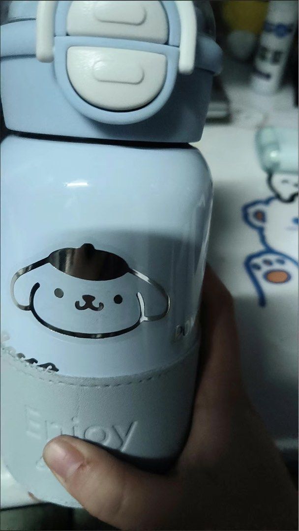 Sanrio laser sticker - can use on water bottle / lunchbox, Hobbies ...