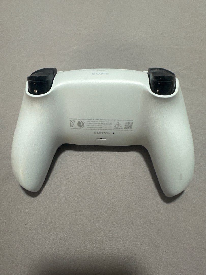 Sony PlayStation 5 DualSense Controller - White, Video Gaming, Gaming ...