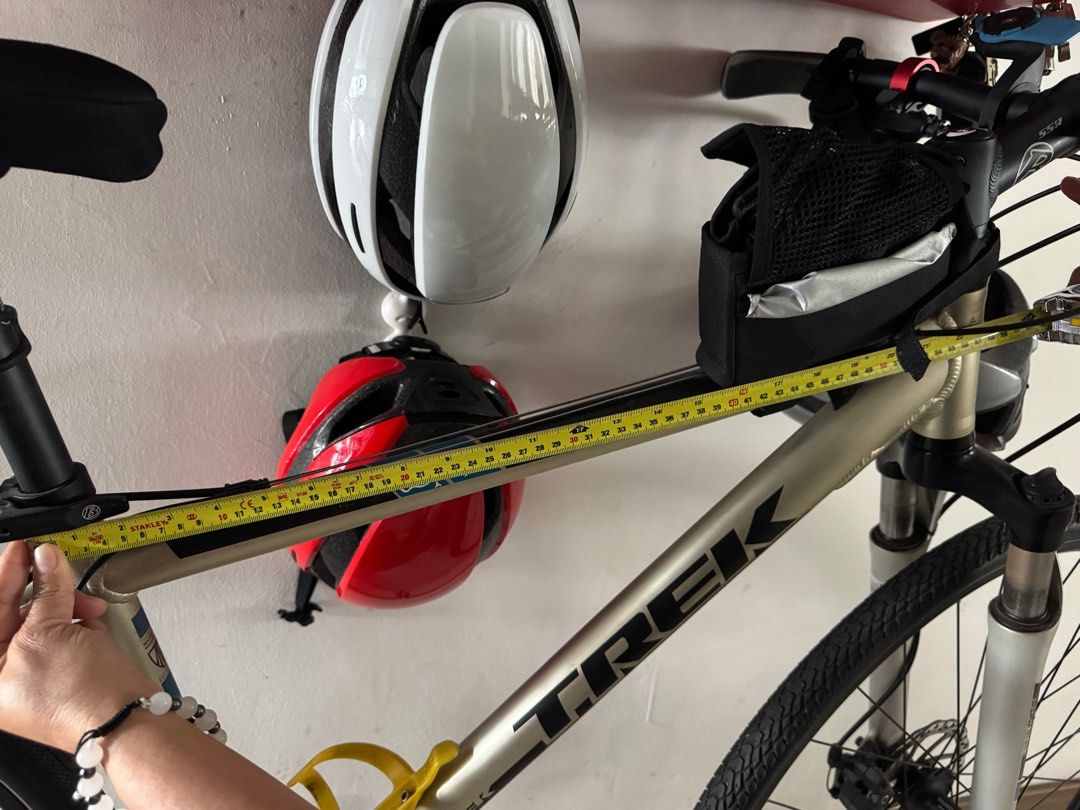 Trek 7.2 FX Hybrid Bike, Sports Equipment, Bicycles & Parts, Bicycles on Carousell