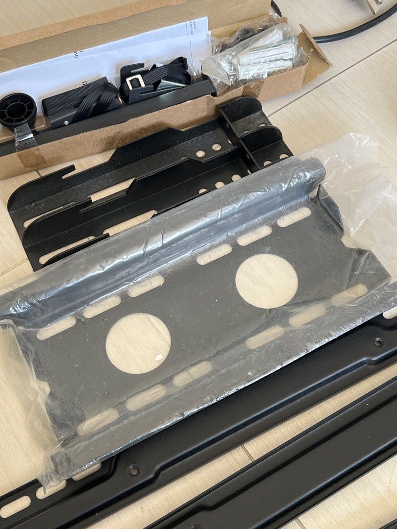 TV Wall Mount Bracket 電視安裝支架 樂富交收，或順豐到付, 家庭電器, 電視 & 其他娛樂, 電視組件及配件 - Carousell