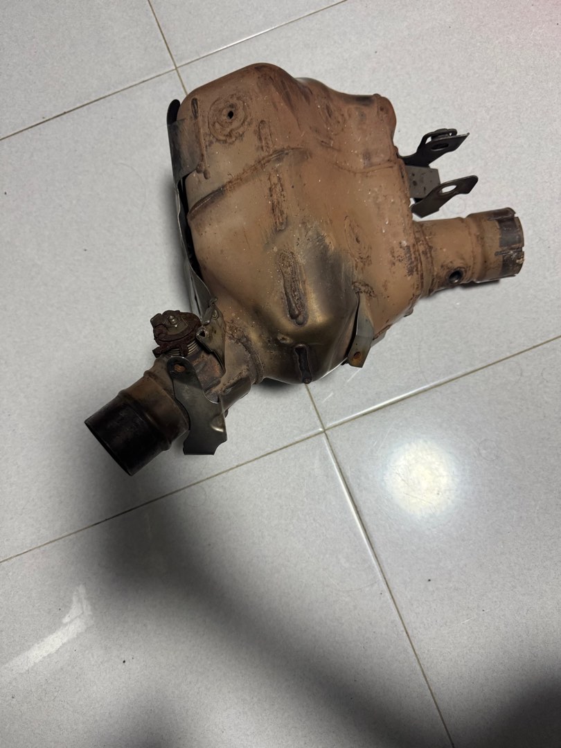 Kawasaki Zx10r gen 4 Catalytic converter , Motorcycles, Motorcycle ...