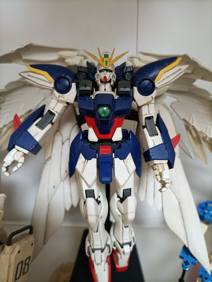 Various Gundam Model Kits -Master Grade Wing Zero, GM, and More ...