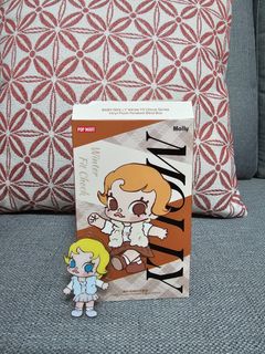 Popmart Molly winter fit check lanyard - rosy cheek, Hobbies & Toys ...