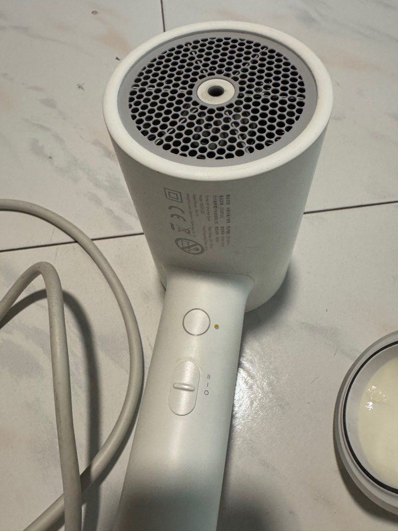 Xiaomi White Hair Dryer, Beauty & Personal Care, Hair Products on Carousell