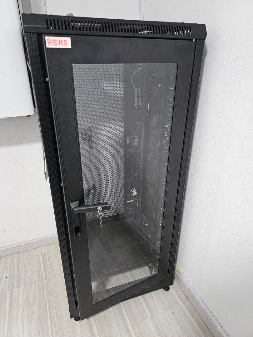 27U Black Server Rack Cabinet with Glass Door and Mesh Back, Furniture ...