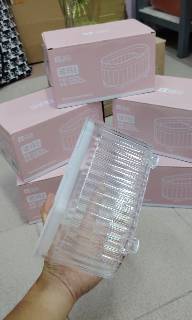 🐹 Yee Norma Acrylic Hamster Bathroom / Sand Bath (Brand New), Pet ...