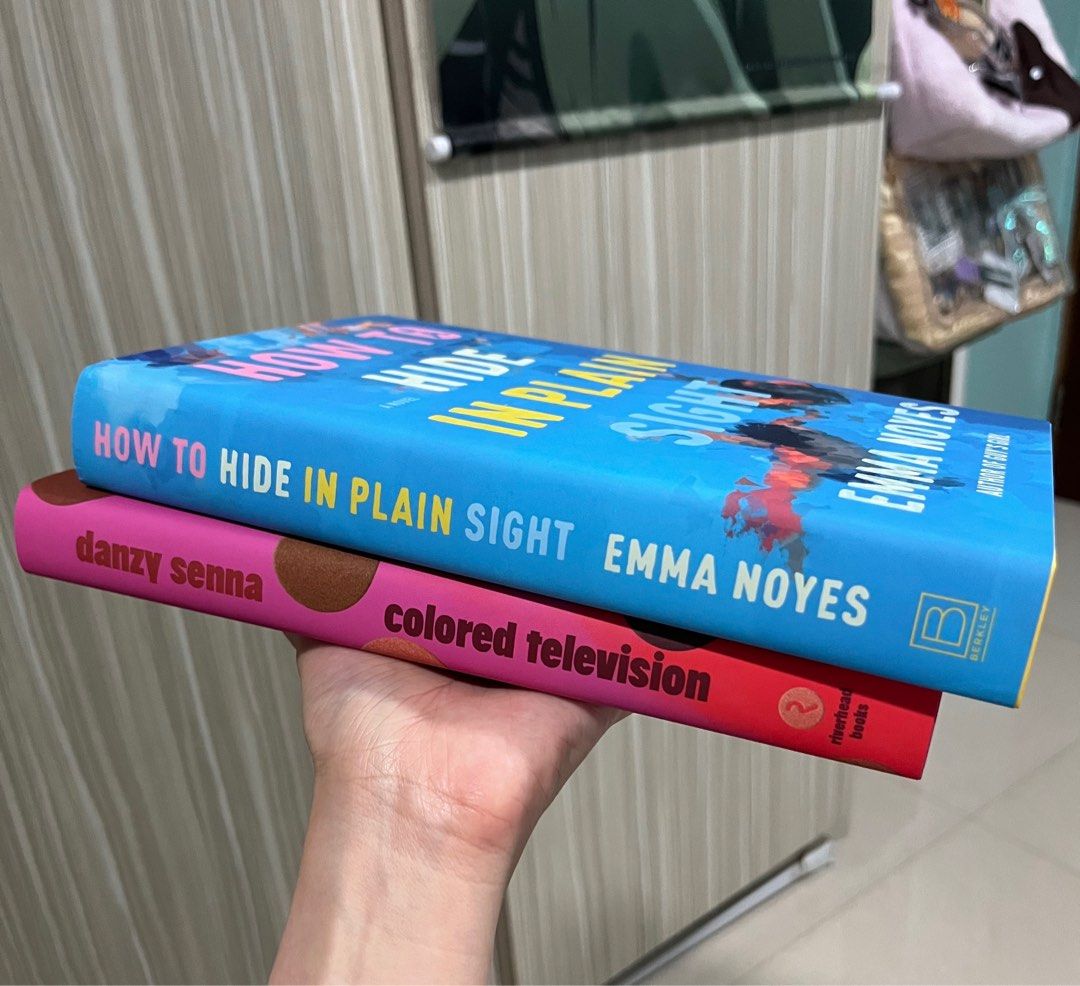 aardvark book club series colored television how to hide in plain sight ...