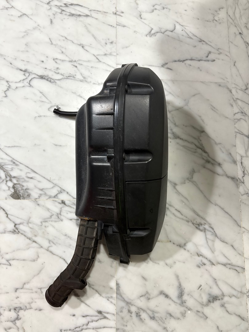 Aerox Standard Airbox Set, Motorcycles, Motorcycle Accessories on Carousell