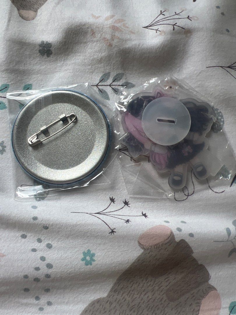 Anime Manga merchandise., Hobbies & Toys, Memorabilia & Collectibles ...