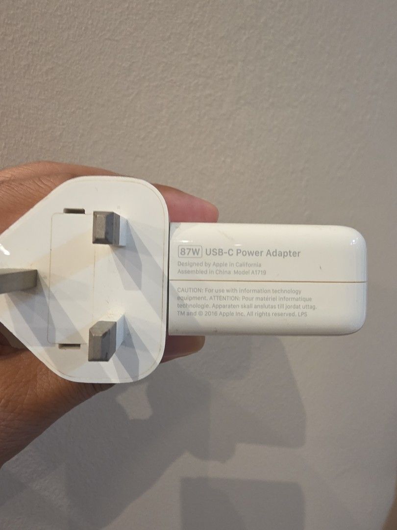 Apple 87W USB-C Power Adapter, Computers & Tech, Parts & Accessories ...