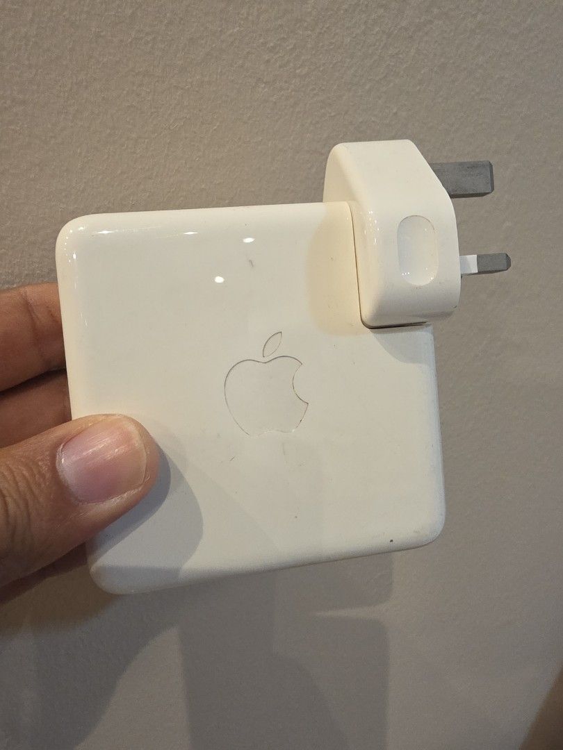 Apple 87W USB-C Power Adapter, Computers & Tech, Parts & Accessories ...