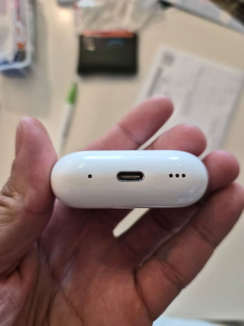 Apple AirPods Pro - White, Audio, Earphones on Carousell