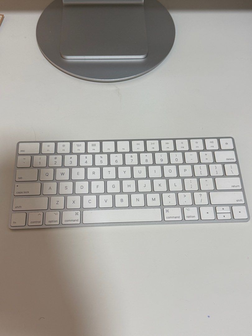 Apple Magic Keyboard, Computers & Tech, Parts & Accessories, Computer ...