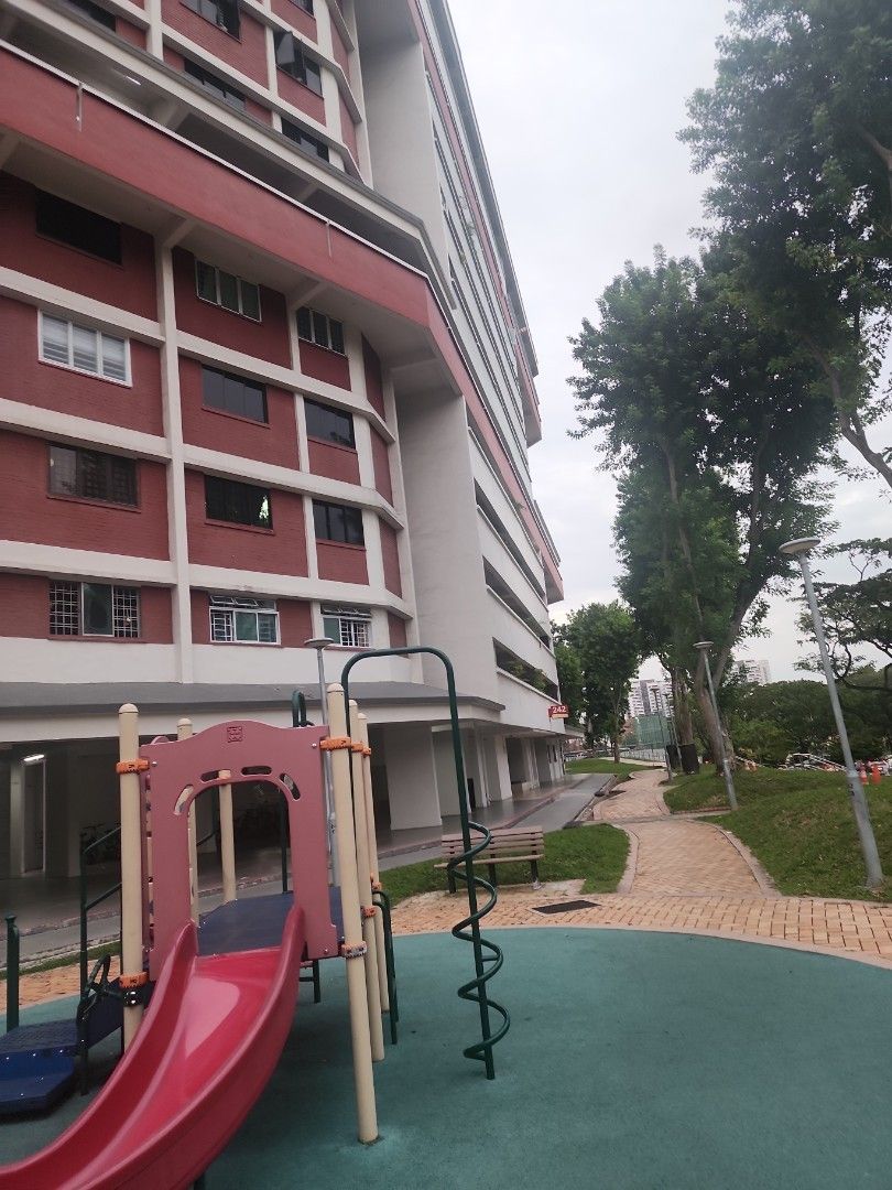 Bedspace available at Hougang ave 3, Opp Defu lan, Property, Rentals ...