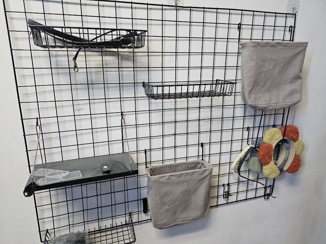 Black Wire Grid Panel with Clips and Accessories, Furniture & Home ...