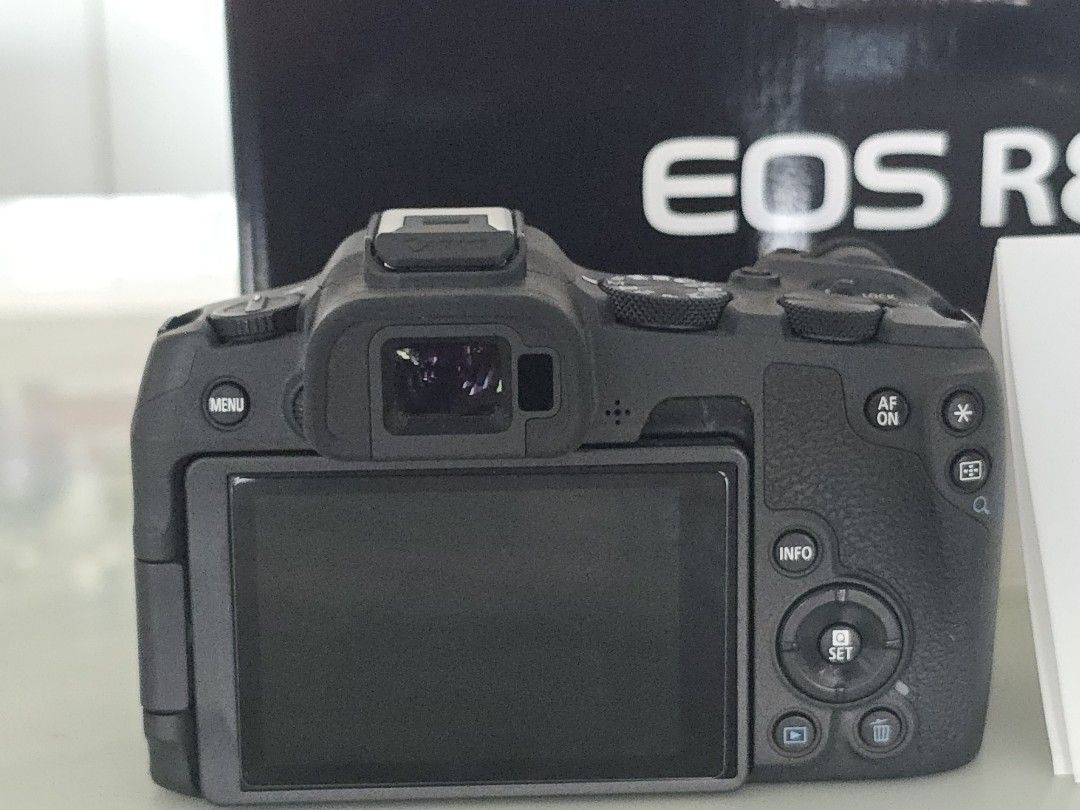 Canon EOS R8 Full Frame Body, 攝影器材, 相機 - Carousell