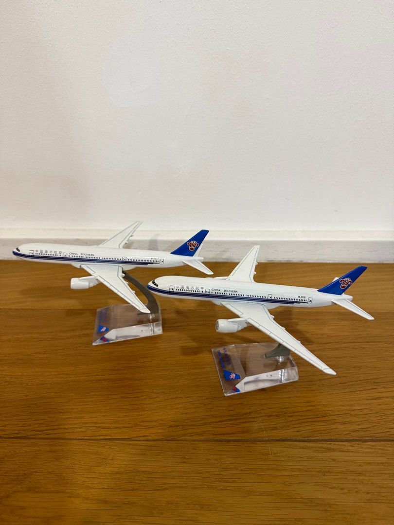 China eastern model airplane, Hobbies & Toys, Memorabilia ...