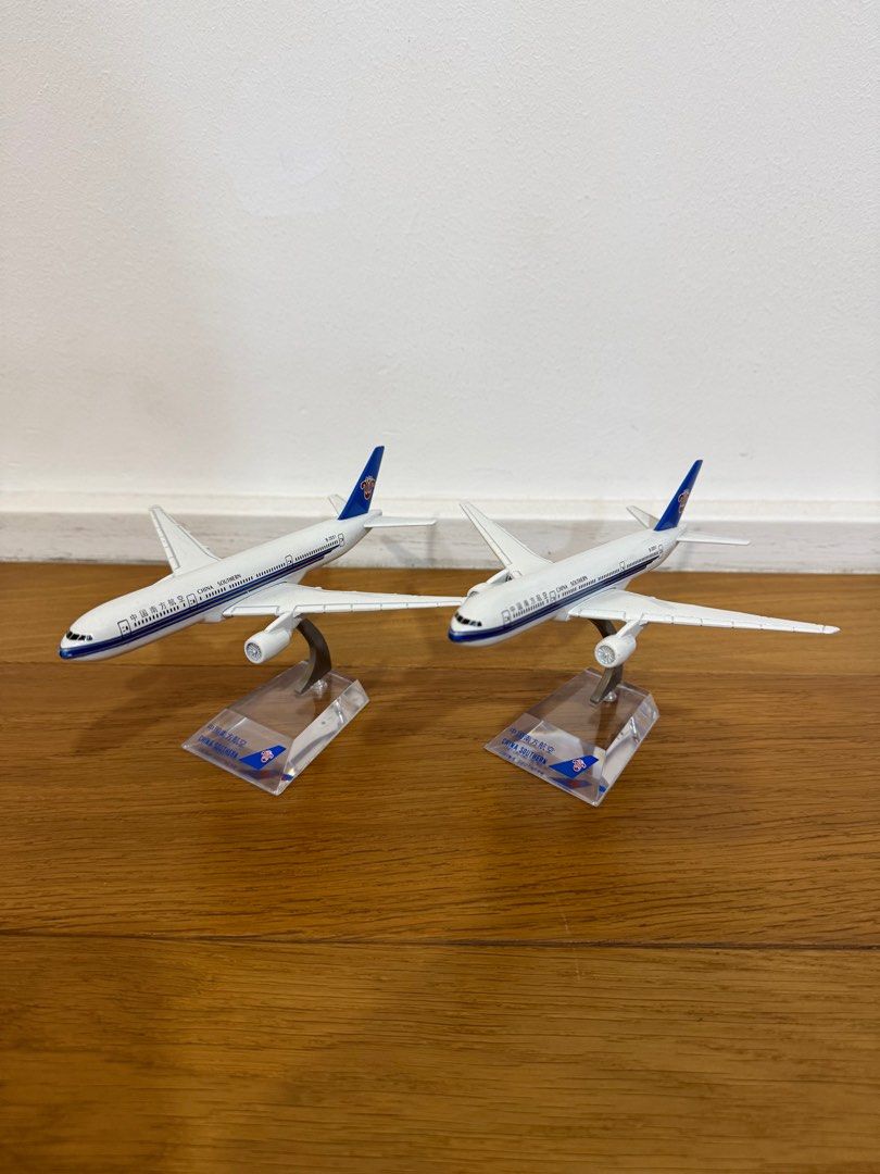 China eastern model airplane, Hobbies & Toys, Memorabilia ...