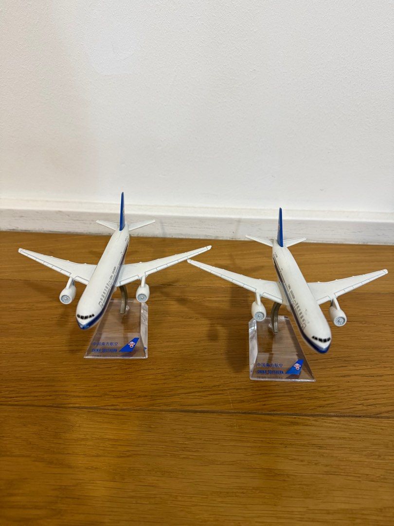 China eastern model airplane, Hobbies & Toys, Memorabilia ...