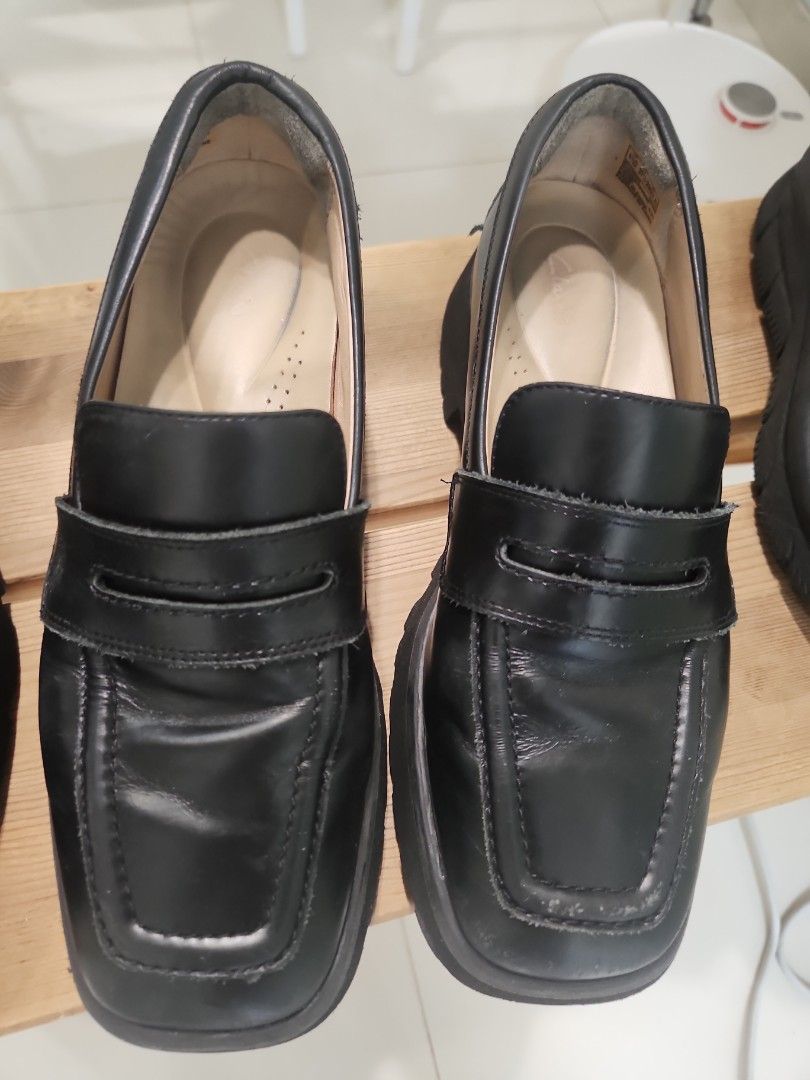 Clarks , Charles Keith and skechers, Women's Fashion, Footwear, Loafers ...