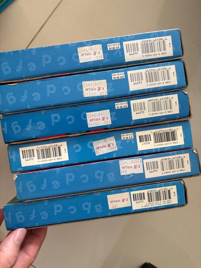 Clifford Phonics Fun Reading Program (Pack 1-6), Hobbies & Toys, Books ...