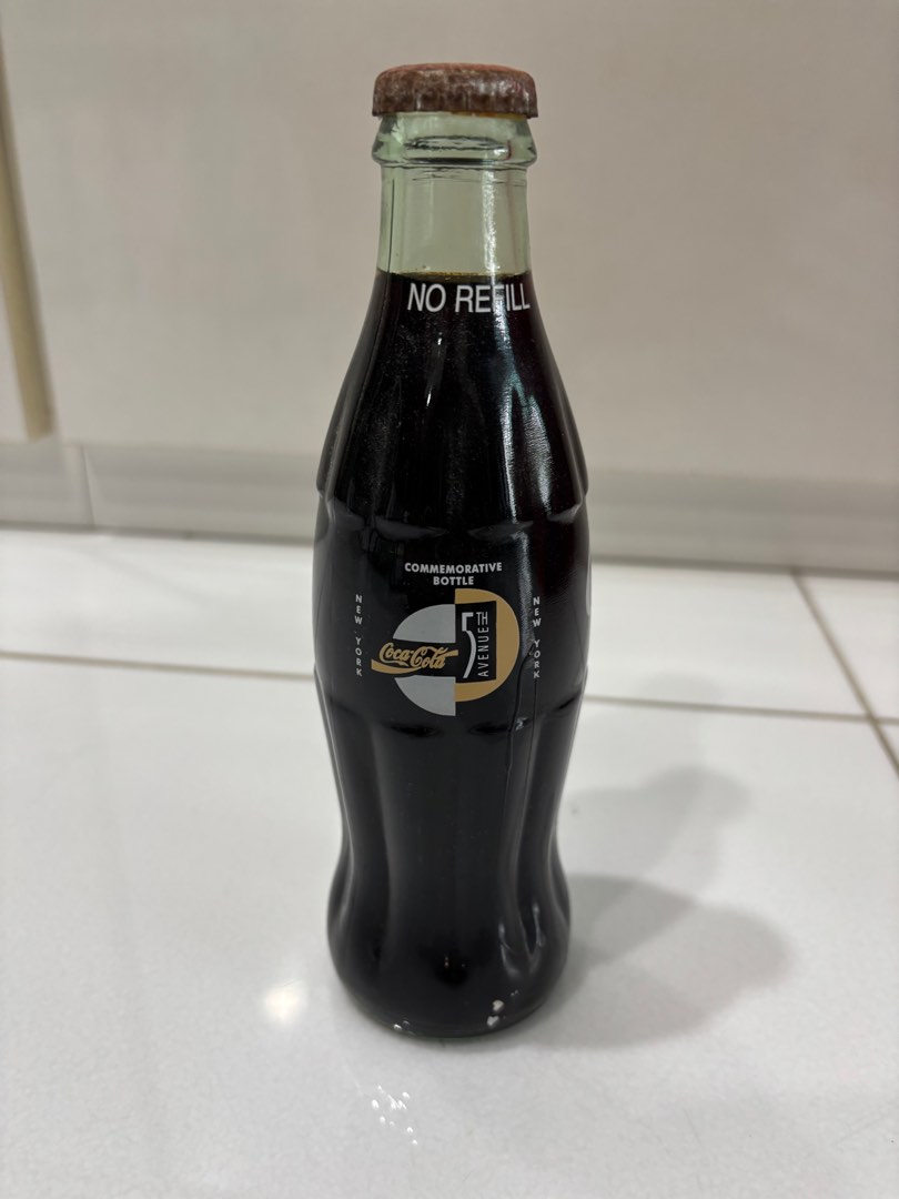 Coca Cola - Commemorative Bottle - 1996, Hobbies & Toys, Memorabilia ...