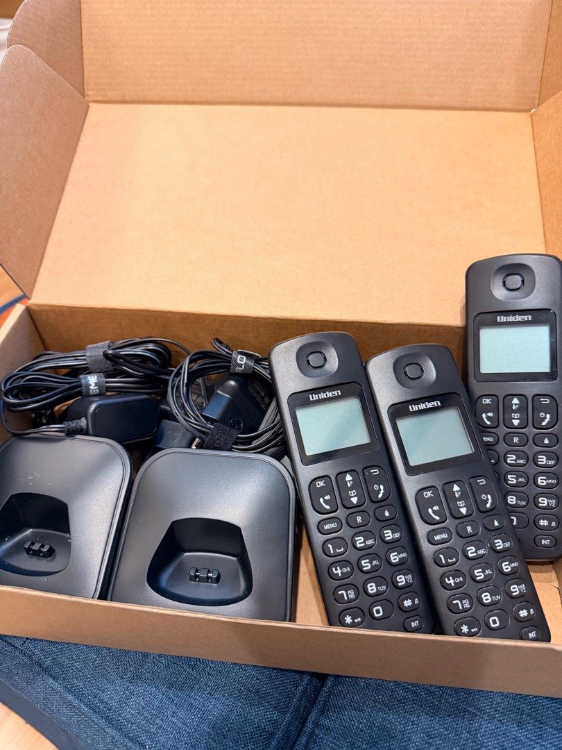 Cordless phone for landline 3x handsets, Mobile Phones & Gadgets, Other ...