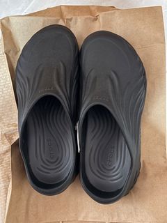 Crocs echo clogs, Men's Fashion, Footwear, Flipflops and Slides on ...