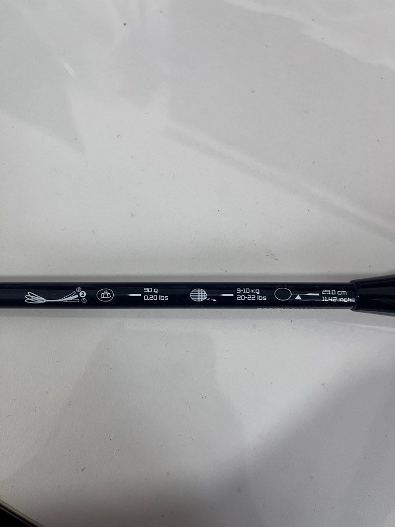 Decathlon Perfly BR500 Carbon Badminton Racket, Sports Equipment ...