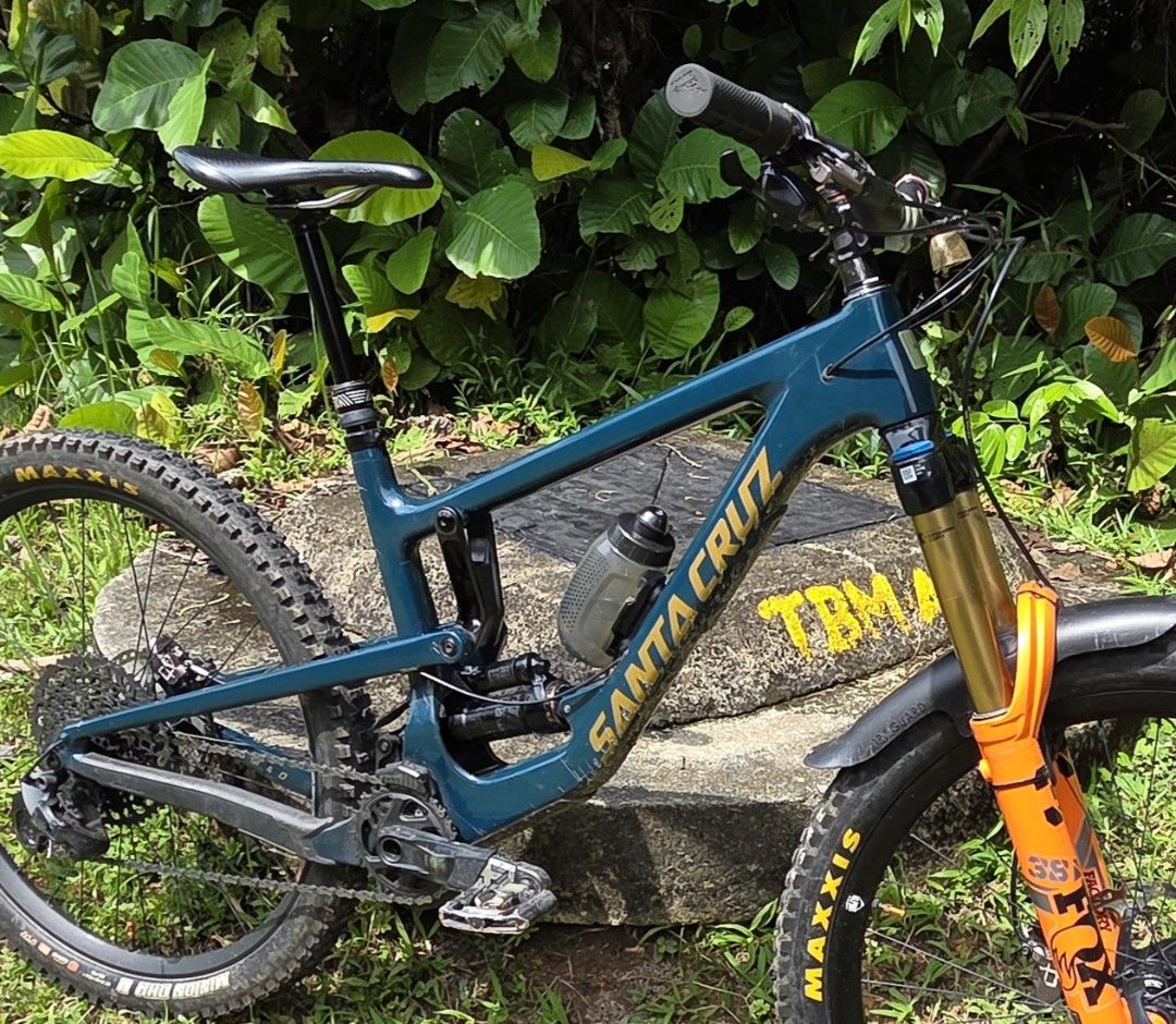 FRAMEset and Fox 38 : Santa Cruz Nomad 4, Sports Equipment, Bicycles ...
