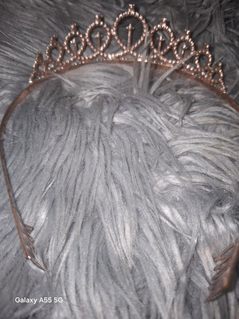 Gold Crown Tiara birthday, Women's Fashion, Watches & Accessories, Hair ...