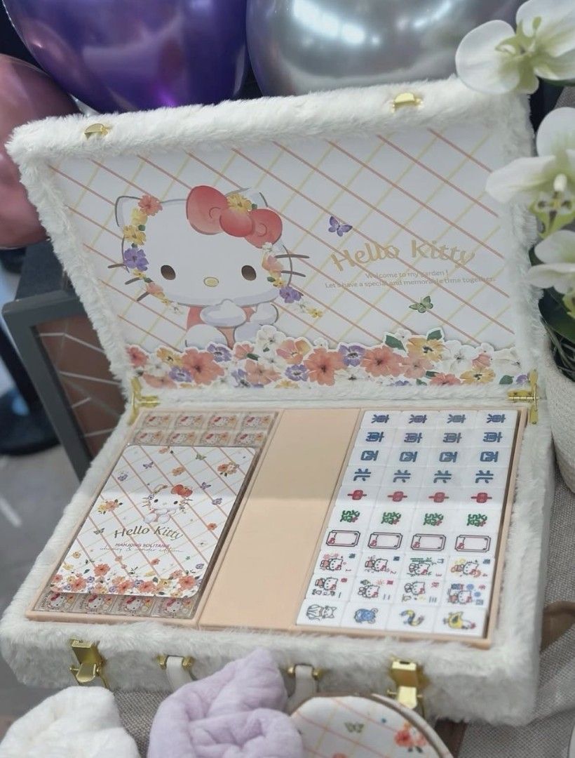 Hello Kitty Mahjong Set, Hobbies & Toys, Toys & Games on Carousell