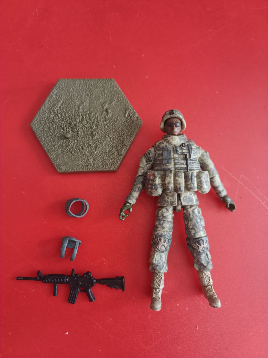 Hiya toys - OurWar - 101st Air Assault -Medic Action figure 1/18 defect ...