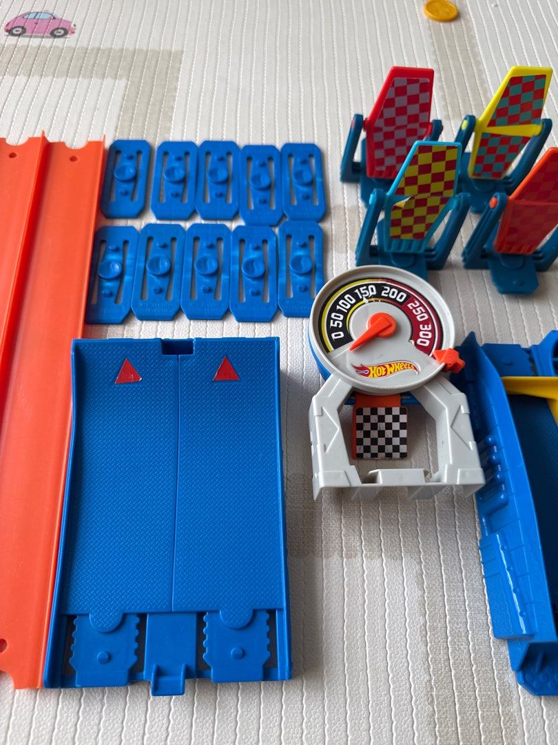Hot Wheels Race Track Set, Hobbies & Toys, Toys & Games on Carousell