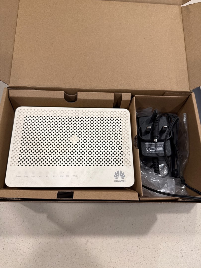 Huawei Gpon Terminal (Echolife HG8240H5), Computers & Tech, Parts ...