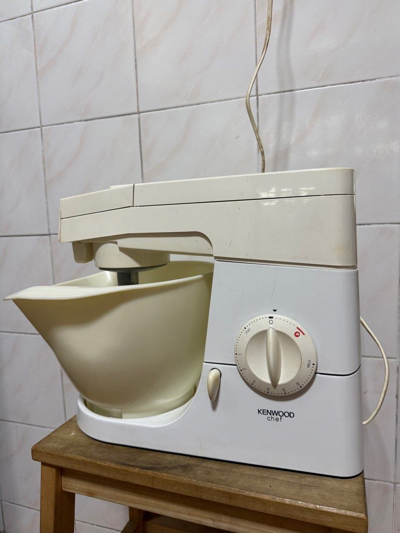 Kenwood Chef Stand Mixer, TV & Home Appliances, Kitchen Appliances ...