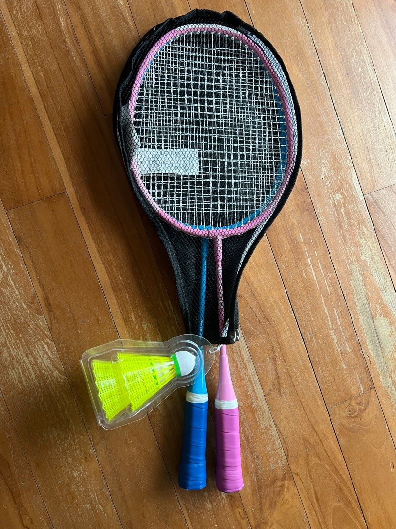 Kids Badminton Racket Set with Shuttlecocks, Sports Equipment, Sports ...