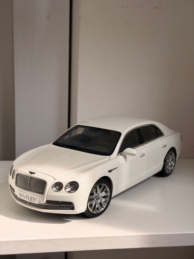 Kyosho 1:18 Bentley Flying Spur Model Car - White, Hobbies & Toys, Toys ...