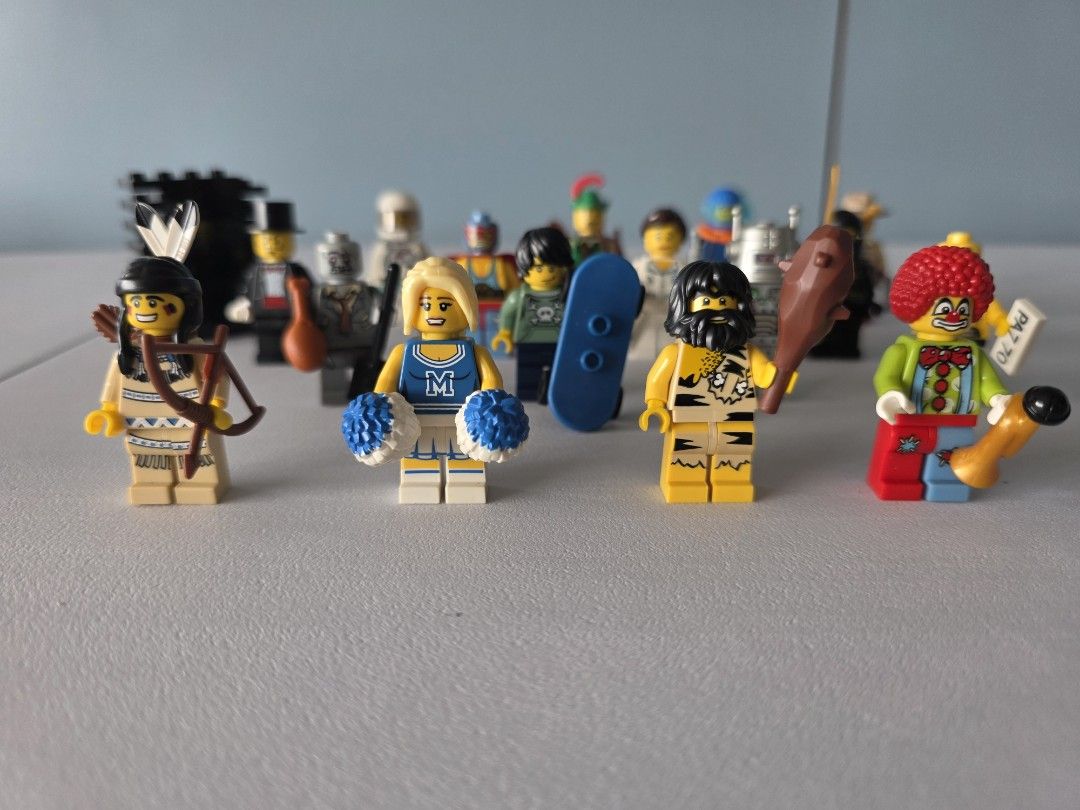 Lego Series 1 Minifigures, Hobbies & Toys, Toys & Games on Carousell
