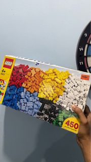 LEGO Speed Champions Ferrari Ultimate Garage 75889, Hobbies & Toys ...