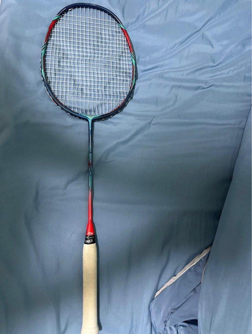 Li-Ning Aeronaut 9000 Badminton Racket, Sports Equipment, Sports ...