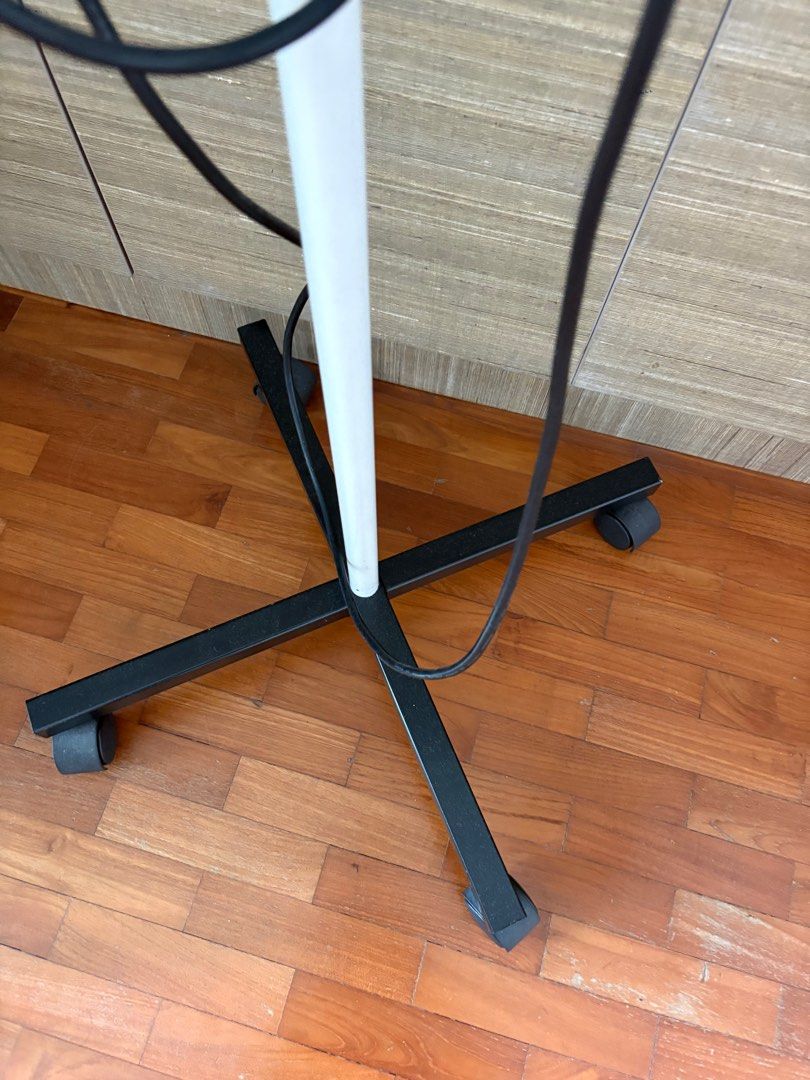 Magnifying Lamp on stand ML50, Furniture & Home Living, Bathroom ...