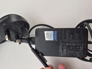 Microsoft Surface Pro 8 Charger, 12V 3.6A, 5V 1A, Computers & Tech ...