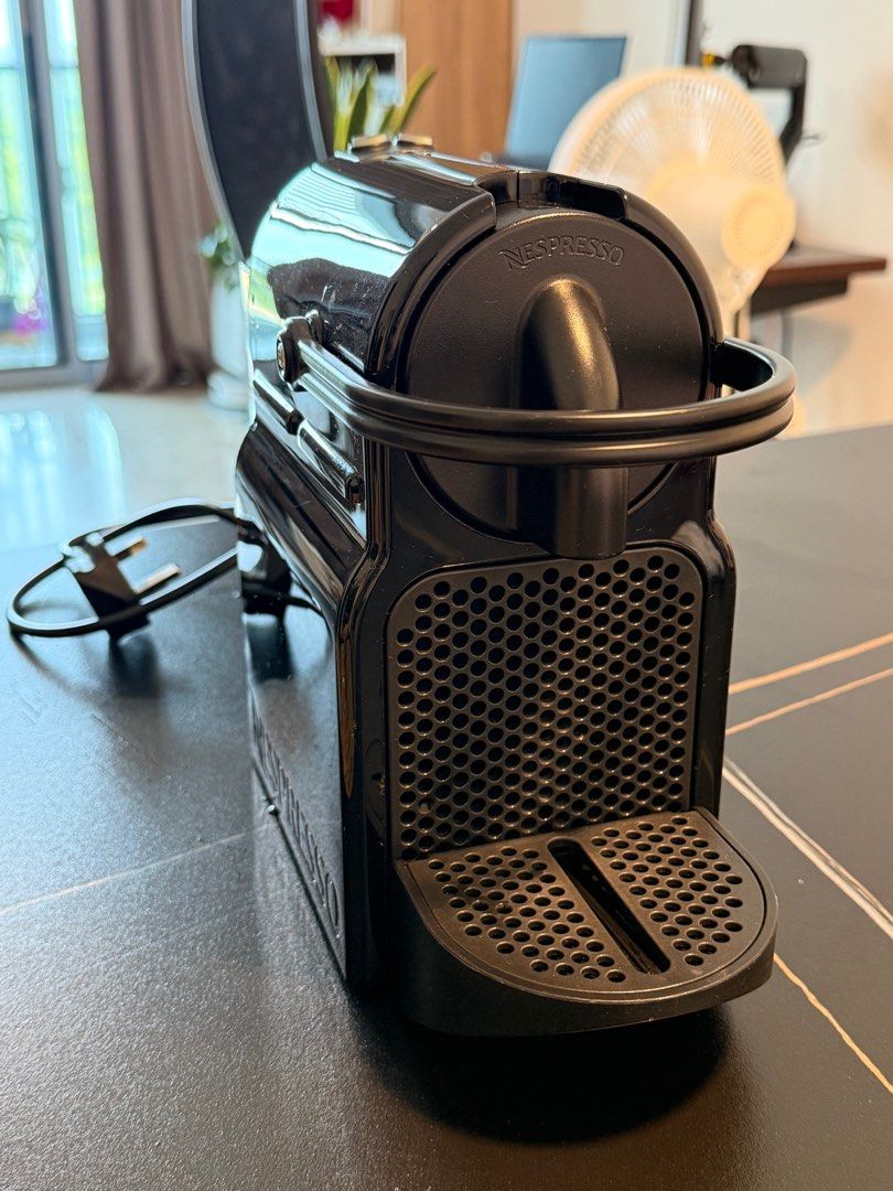 Nespresso Essenza Mini Coffee Machine - Black, TV & Home Appliances ...