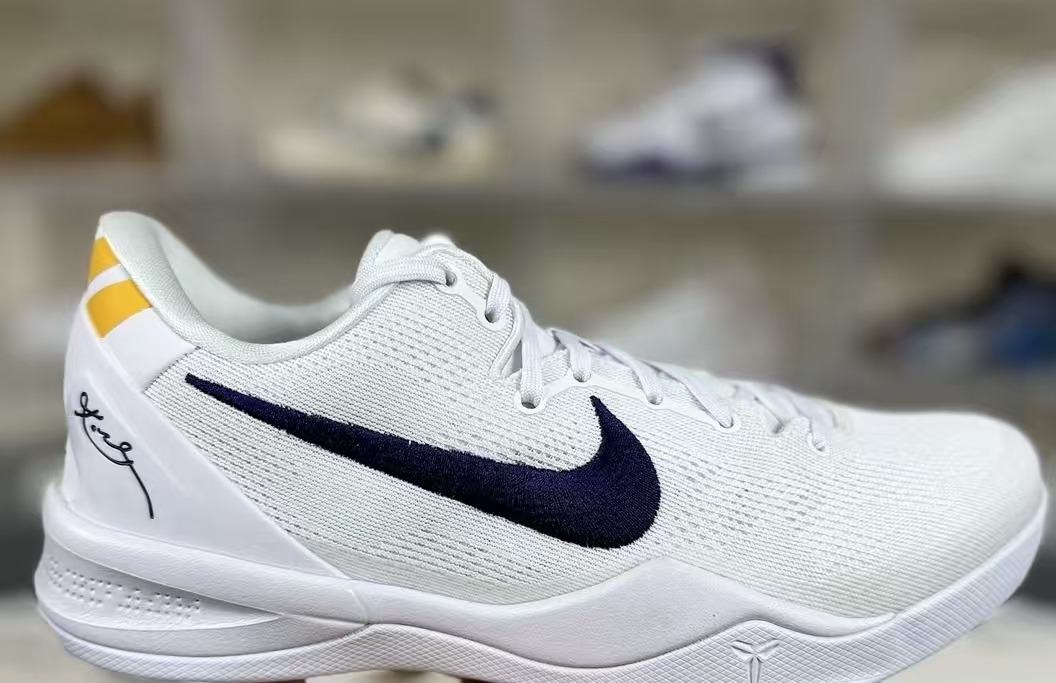 Nike Kobe 8 Protro White, Men's Fashion, Footwear, Sneakers on Carousell
